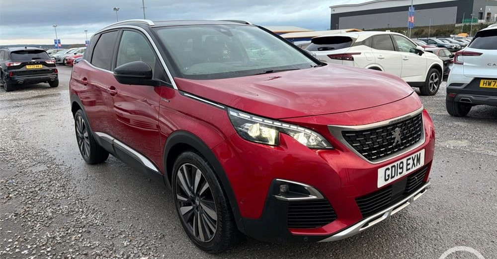 Used PEUGEOT 3008 2019 Red for sale - £10995 in Bridgend, Glamorgan | T ...