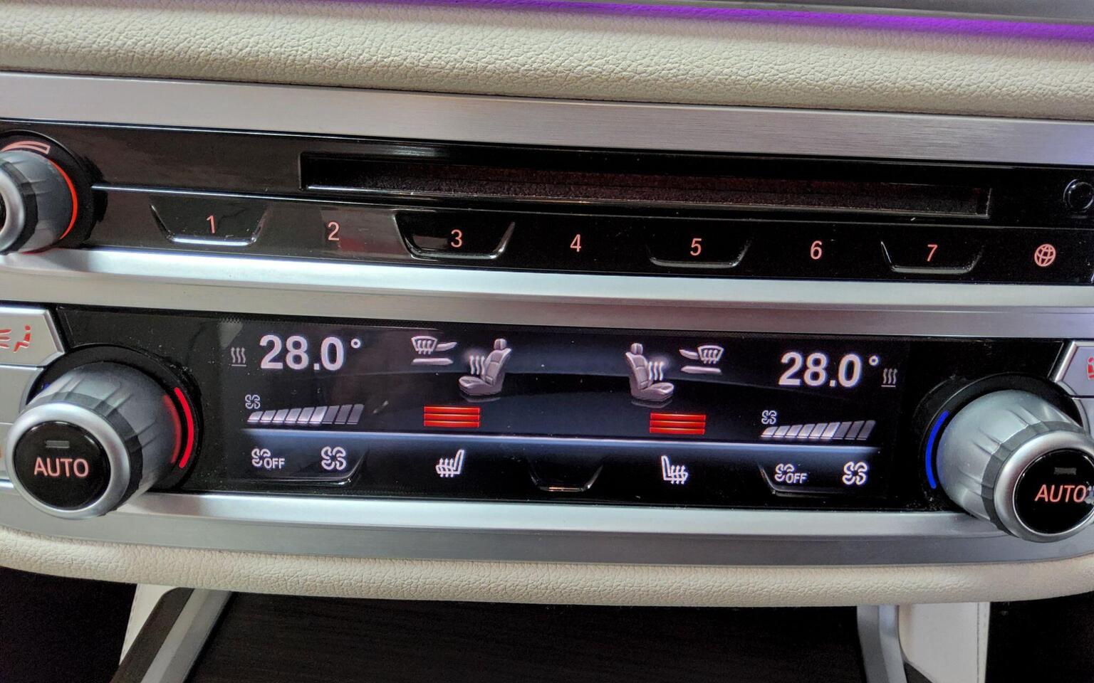 Used BMW 7 SERIES 2016 Grey for sale - £10995 in St. Helens, Merseyside ...