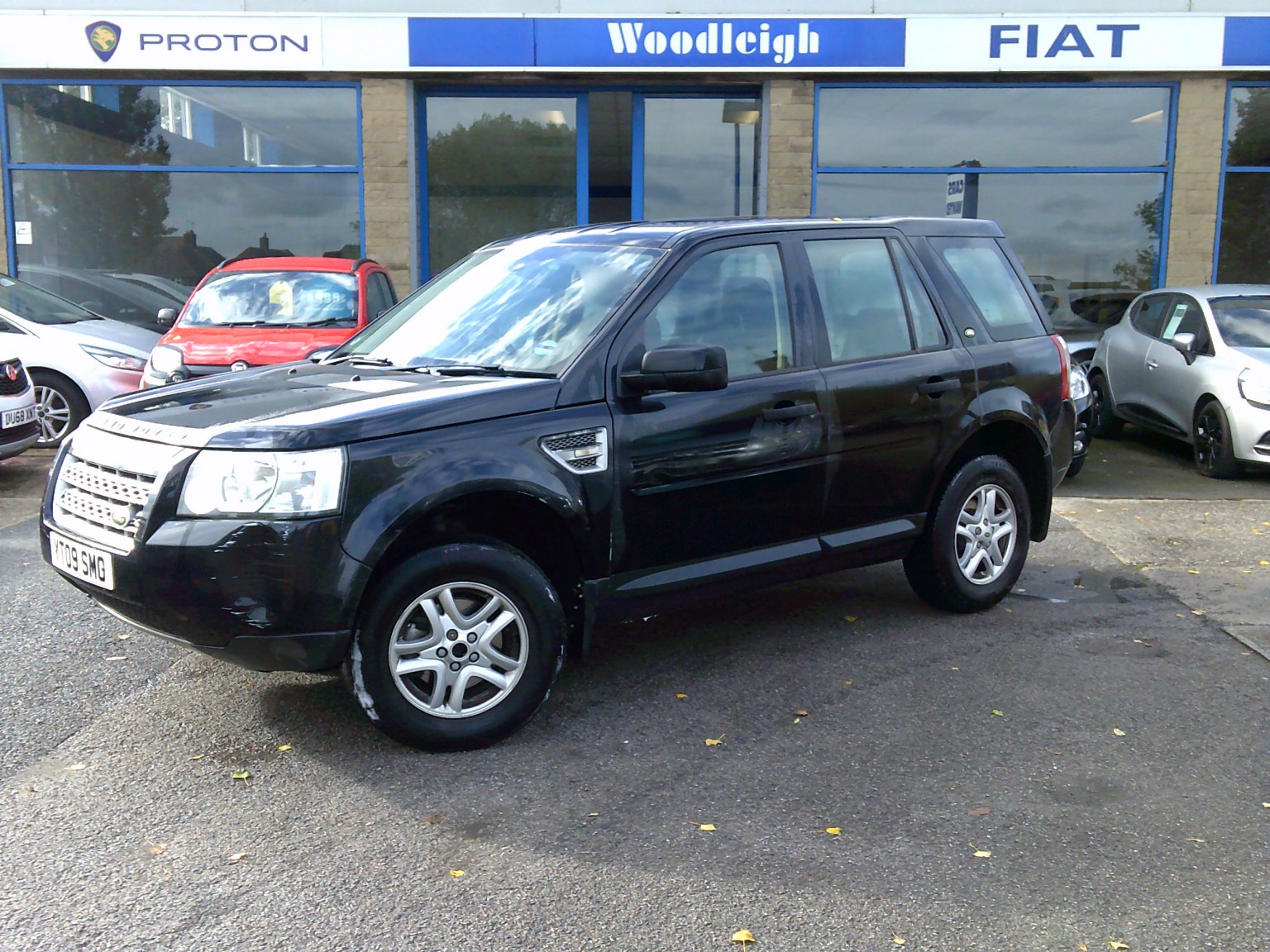 Used LAND ROVER FREELANDER 2 2009 Black for sale - £1500 in ...