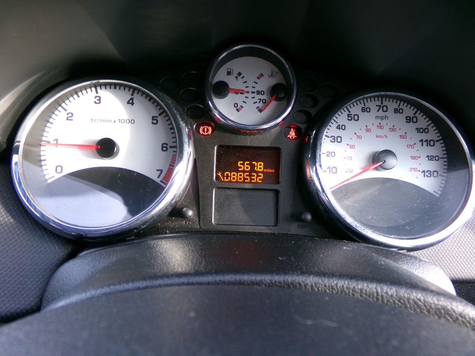 Used PEUGEOT 207 2011 White for sale - £2995 in Chesterfield ...